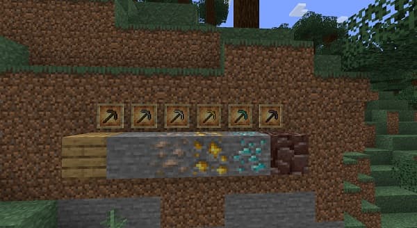 Minecraft Pickaxe: How to Craft Your First Tool!