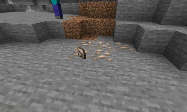 Smithing Table Minecraft Guide: How to Craft & Use It